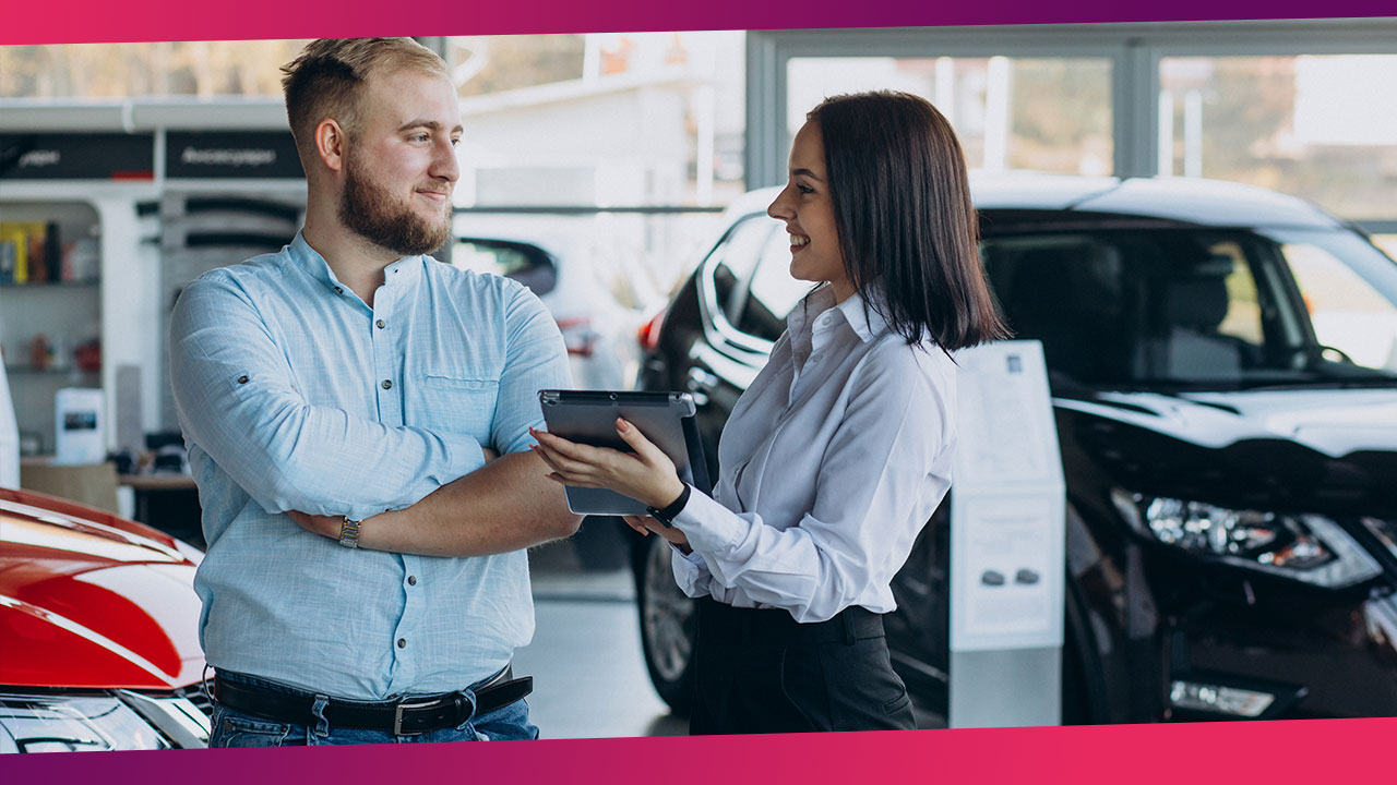 Auto Dealers use Mobile App to sale more - DealerApp Vantage